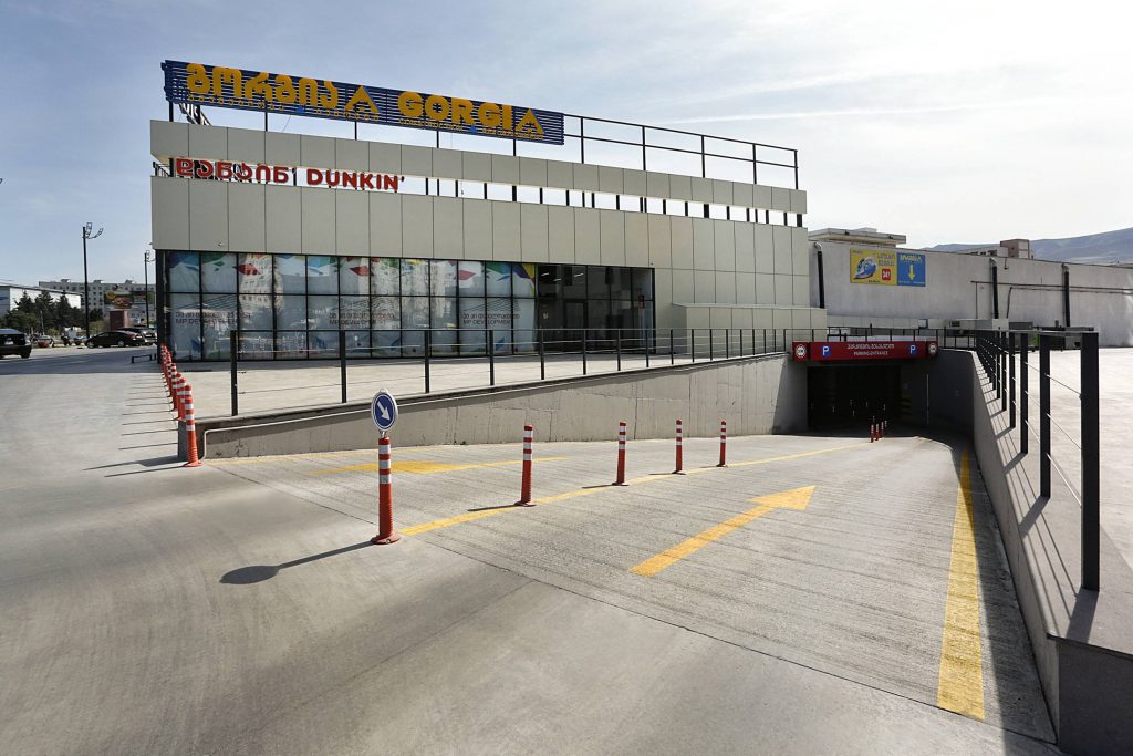 Rustavi Mall (DST Floor and Scratched concrete) • ბესტი ჯგუფი • Besti Group